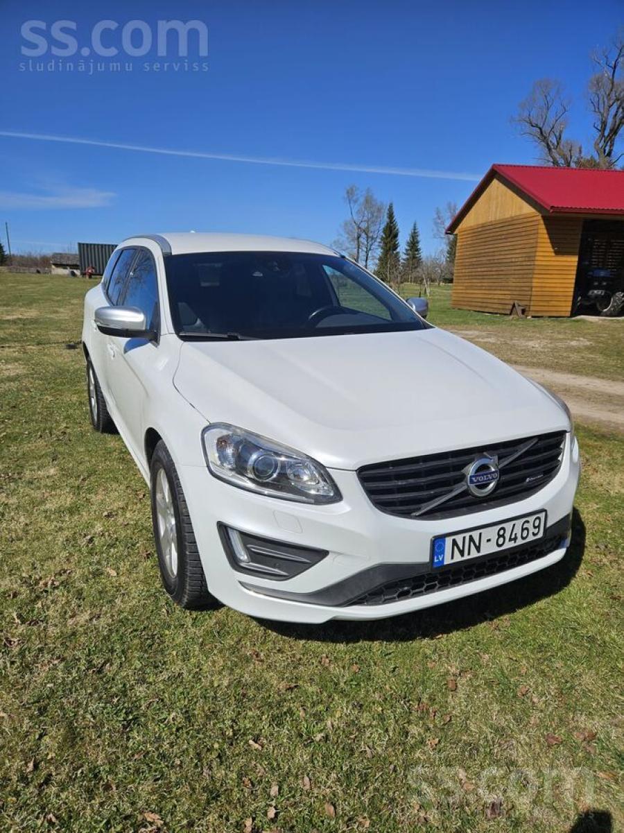 Balts Volvo XC60 2015 Valmiera, ar dzinēja tilpumu 2.00 L un nobraukumu 337 tūkst. km par 12000 €, foto 3 vietnē AUTOMOTO.COM.LV