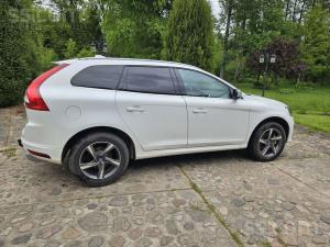 White Volvo XC60 2015 in Valmiera, with an engine capacity of 2.00 L and mileage of 337 thousand km for 8000 €, photo  on AUTOMOTO.COM.LV