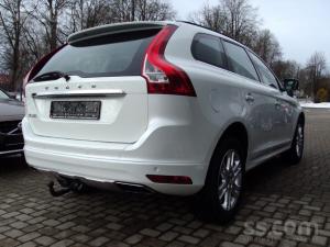 White Volvo XC60 2015 in Riga, with an engine capacity of 2.00 L and mileage of 104 thousand km for 16500 €, photo 4 on AUTOMOTO.COM.LV