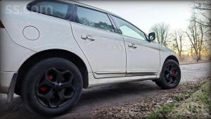Balts Volvo XC60 2015 Rīga, ar dzinēja tilpumu 2.00 L un nobraukumu 300 tūkst. km par 7300 €, foto 5 vietnē AUTOMOTO.COM.LV