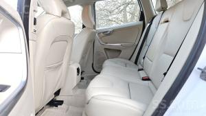 Balts Volvo XC60 2015 Rīga, ar dzinēja tilpumu 2.00 L un nobraukumu 300 tūkst. km par 7300 €, foto 10 vietnē AUTOMOTO.COM.LV
