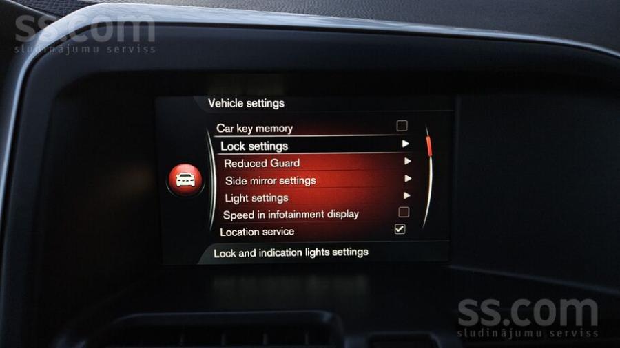 Balts Volvo XC60 2015 Rīga, ar dzinēja tilpumu 2.00 L un nobraukumu 300 tūkst. km par 7300 €, foto 24 vietnē AUTOMOTO.COM.LV