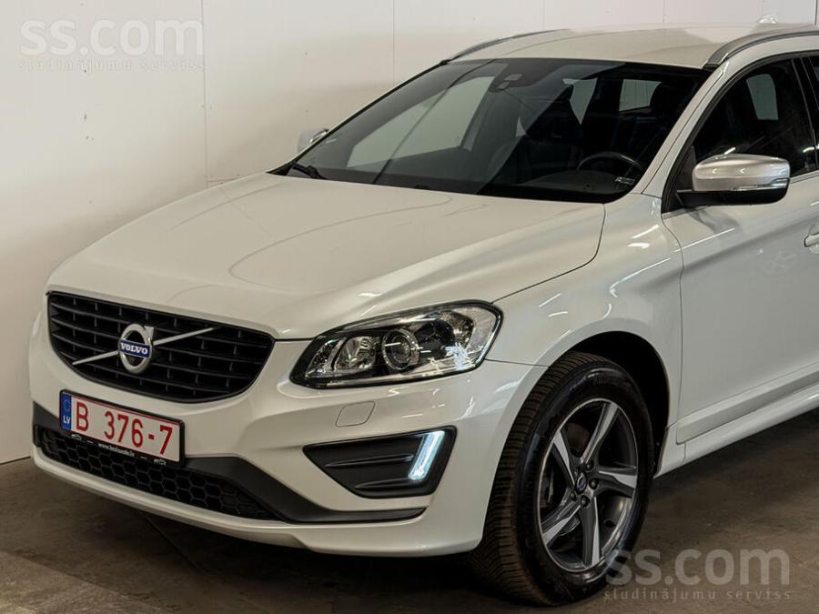 Balts Volvo XC60 2015 Jūrmala, ar dzinēja tilpumu 2.40 L un nobraukumu 303 tūkst. km par 14450 €, foto 7 vietnē AUTOMOTO.COM.LV