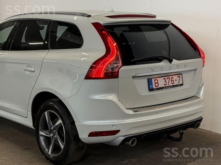 Balts Volvo XC60 2015 Jūrmala, ar dzinēja tilpumu 2.40 L un nobraukumu 303 tūkst. km par 14450 €, foto 8 vietnē AUTOMOTO.COM.LV