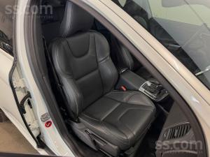 Balts Volvo XC60 2015 Jūrmala, ar dzinēja tilpumu 2.40 L un nobraukumu 303 tūkst. km par 14450 €, foto 19 vietnē AUTOMOTO.COM.LV