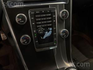 Balts Volvo XC60 2015 Jūrmala, ar dzinēja tilpumu 2.40 L un nobraukumu 303 tūkst. km par 14450 €, foto 25 vietnē AUTOMOTO.COM.LV