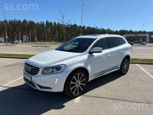 Balts Volvo XC60 2015 Rīga, ar dzinēja tilpumu 2.40 L un nobraukumu 197 tūkst. km par 15300 €, foto 4 vietnē AUTOMOTO.COM.LV