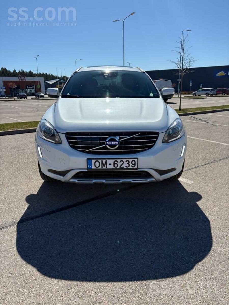 Balts Volvo XC60 2015 Rīga, ar dzinēja tilpumu 2.40 L un nobraukumu 197 tūkst. km par 15300 €, foto 6 vietnē AUTOMOTO.COM.LV