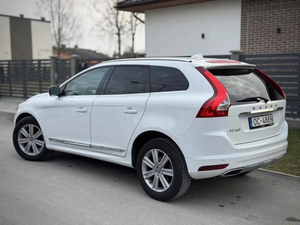 Balts Volvo XC60 2015 Jelgava, ar dzinēja tilpumu 2.00 L un nobraukumu 245 tūkst. km par 13800 €, foto 2 vietnē AUTOMOTO.COM.LV