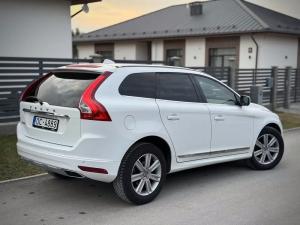 White Volvo XC60 2015 in Jelgava, with an engine capacity of 2.00 L and mileage of 245 thousand km for 13800 €, photo 7 on AUTOMOTO.COM.LV