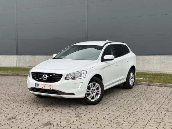 Белый Вольво ХС60 2015 в Рига, объемом двигателя 2.00 л и пробегом 245 тыс. км за 9990 €, фото 1 на AUTOMOTO.COM.LV
