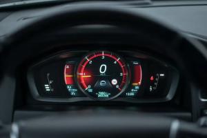 Balts Volvo XC60 2015 Liepāja, ar dzinēja tilpumu 2.00 L un nobraukumu 263 tūkst. km par 15350 €, foto 15 vietnē AUTOMOTO.COM.LV