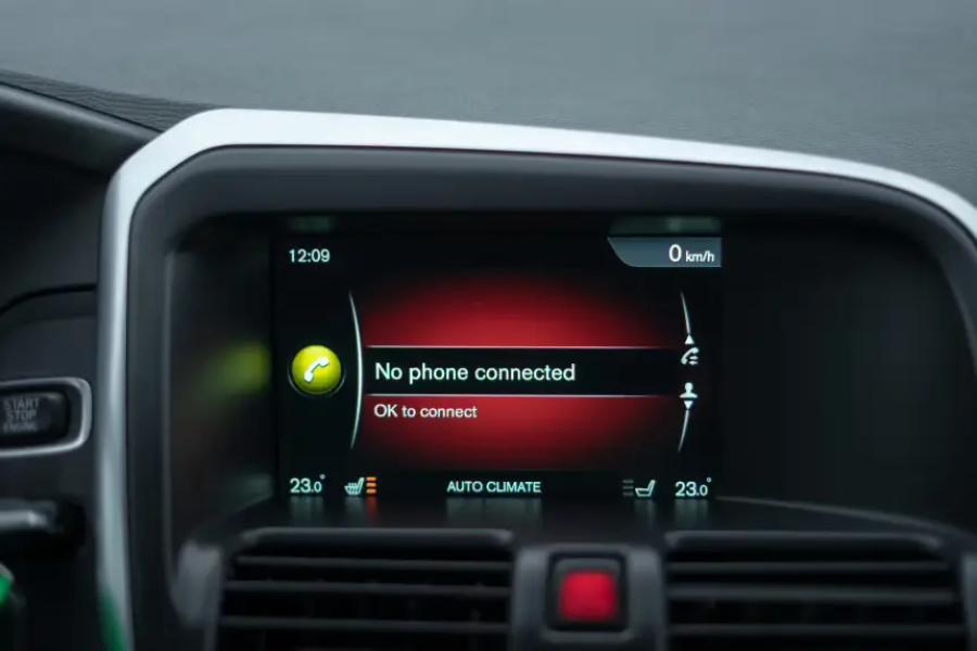 Balts Volvo XC60 2015 Liepāja, ar dzinēja tilpumu 2.00 L un nobraukumu 263 tūkst. km par 15350 €, foto 27 vietnē AUTOMOTO.COM.LV