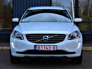 Balts Volvo XC60 2015 Rīga, ar dzinēja tilpumu 2.30 L un nobraukumu 242 tūkst. km par 11500 €, foto  vietnē AUTOMOTO.COM.LV