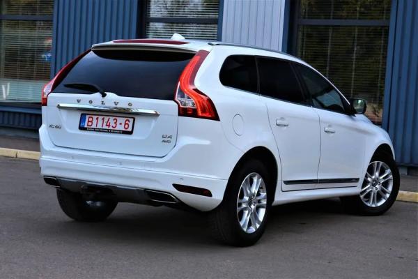 Balts Volvo XC60 2015 Rīga, ar dzinēja tilpumu 2.30 L un nobraukumu 242 tūkst. km par 11500 €, foto 7 vietnē AUTOMOTO.COM.LV