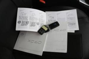 Balts Volvo XC60 2015 Rīga, ar dzinēja tilpumu 2.30 L un nobraukumu 242 tūkst. km par 11500 €, foto 26 vietnē AUTOMOTO.COM.LV