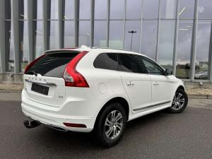 White Volvo XC60 2015 in Vilnius, with an engine capacity of 1.98 L and mileage of 270 thousand km for 11300 €, photo 5 on AUTOMOTO.COM.LV