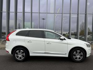 White Volvo XC60 2015 in Vilnius, with an engine capacity of 1.98 L and mileage of 270 thousand km for 11300 €, photo 7 on AUTOMOTO.COM.LV