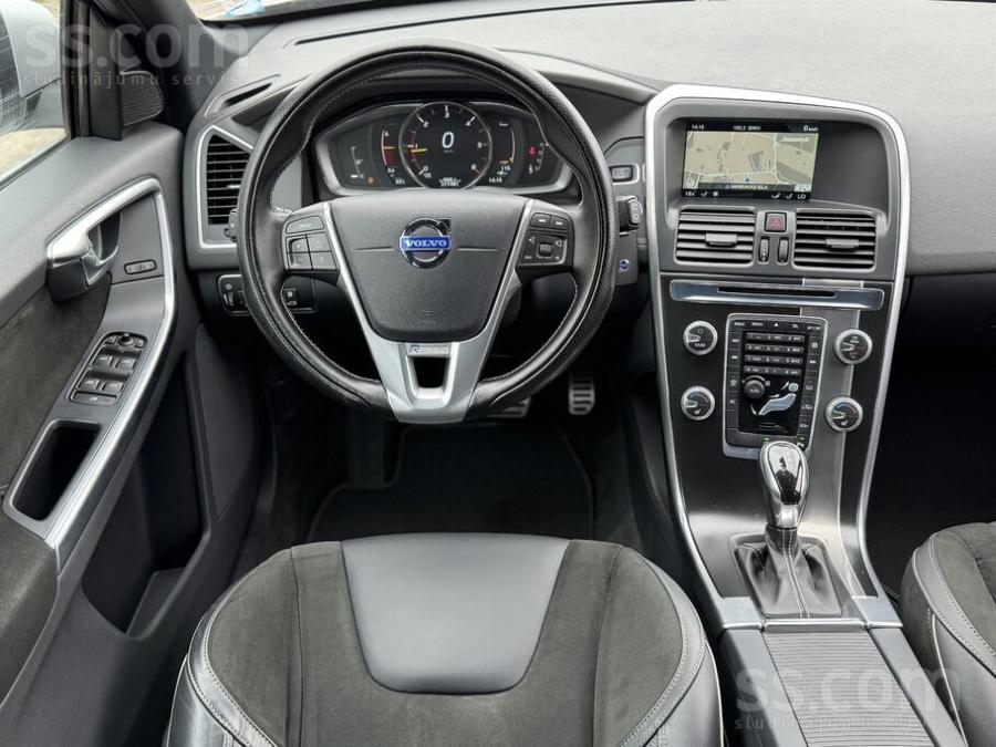 White Volvo XC60 2015 in Riga, with an engine capacity of 2.00 L and mileage of 217 thousand km for 13900 €, photo 5 on AUTOMOTO.COM.LV