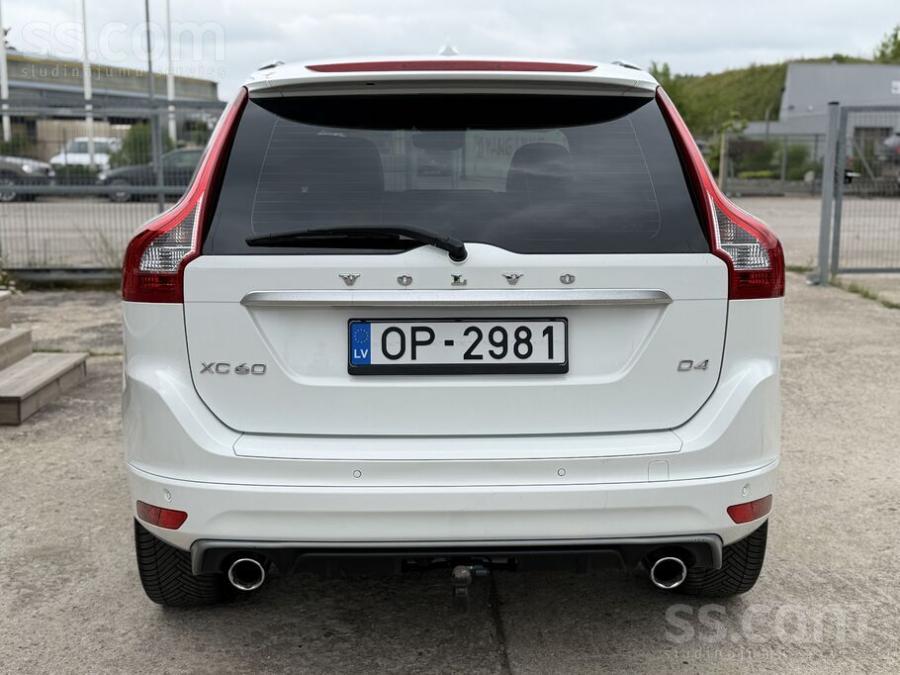 White Volvo XC60 2015 in Riga, with an engine capacity of 2.00 L and mileage of 217 thousand km for 13900 €, photo 20 on AUTOMOTO.COM.LV