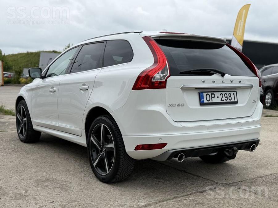 White Volvo XC60 2015 in Riga, with an engine capacity of 2.00 L and mileage of 217 thousand km for 13900 €, photo 21 on AUTOMOTO.COM.LV