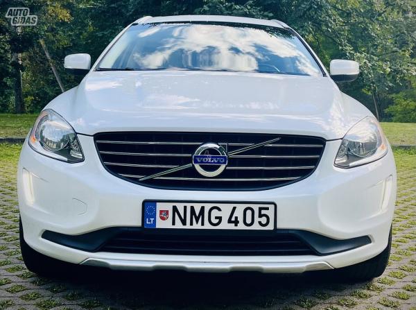 White Volvo XC60 2015 in Vilnius, with an engine capacity of 2.50 L and mileage of 247 thousand km for 10800 €, photo 1 on AUTOMOTO.COM.LV