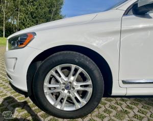 White Volvo XC60 2015 in Vilnius, with an engine capacity of 2.50 L and mileage of 247 thousand km for 10800 €, photo 14 on AUTOMOTO.COM.LV