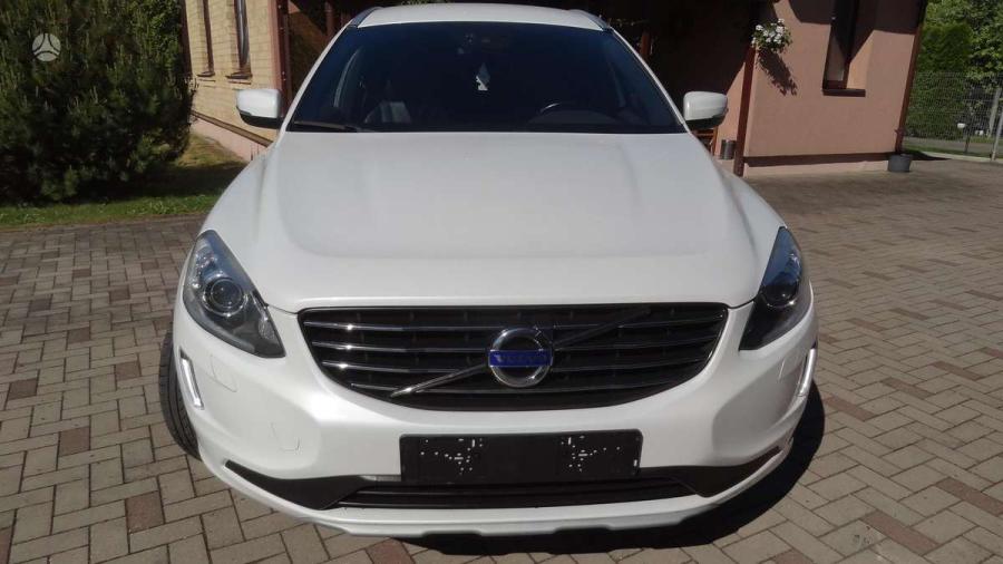 Balts Volvo XC60 2015 Joniškis, ar dzinēja tilpumu 2.40 L un nobraukumu 217 tūkst. km par 14249 €, foto 3 vietnē AUTOMOTO.COM.LV