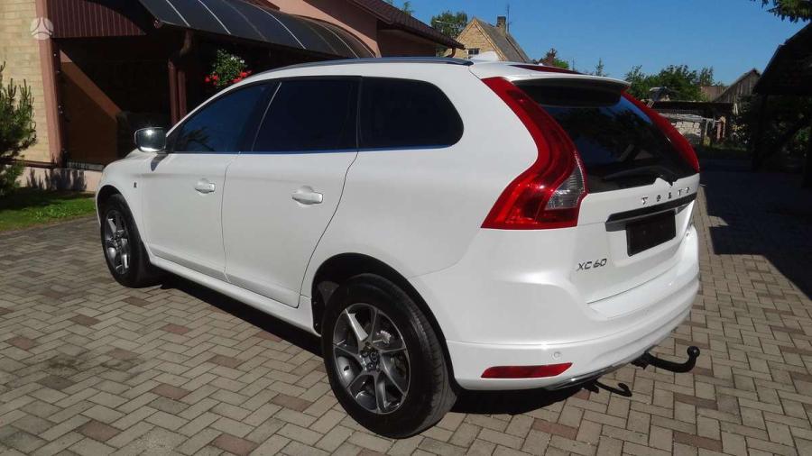 Balts Volvo XC60 2015 Joniškis, ar dzinēja tilpumu 2.40 L un nobraukumu 217 tūkst. km par 14249 €, foto 9 vietnē AUTOMOTO.COM.LV