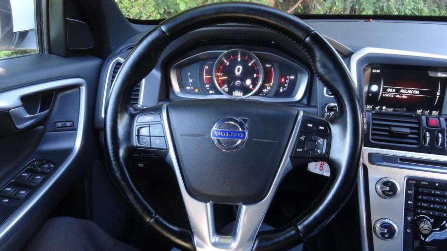 Balts Volvo XC60 2015 Joniškis, ar dzinēja tilpumu 2.40 L un nobraukumu 217 tūkst. km par 14249 €, foto 21 vietnē AUTOMOTO.COM.LV