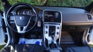 Balts Volvo XC60 2015 Joniškis, ar dzinēja tilpumu 2.40 L un nobraukumu 217 tūkst. km par 14249 €, foto 27 vietnē AUTOMOTO.COM.LV