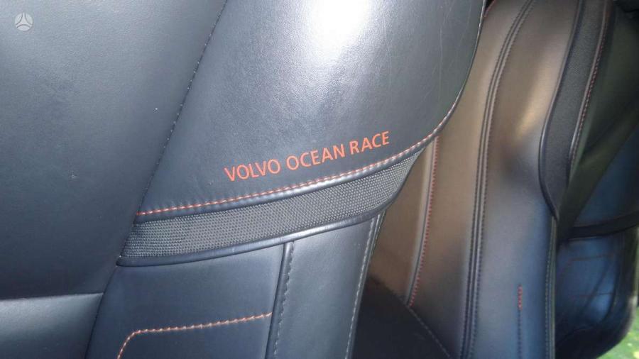 Balts Volvo XC60 2015 Joniškis, ar dzinēja tilpumu 2.40 L un nobraukumu 217 tūkst. km par 14249 €, foto 31 vietnē AUTOMOTO.COM.LV