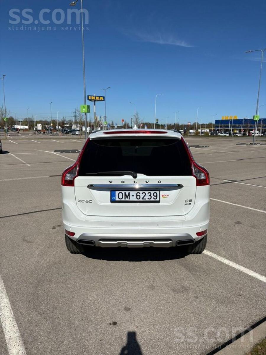 Balts Volvo XC60 2015 Rīga, ar dzinēja tilpumu 2.40 L un nobraukumu 198 tūkst. km par 14900 €, foto 7 vietnē AUTOMOTO.COM.LV