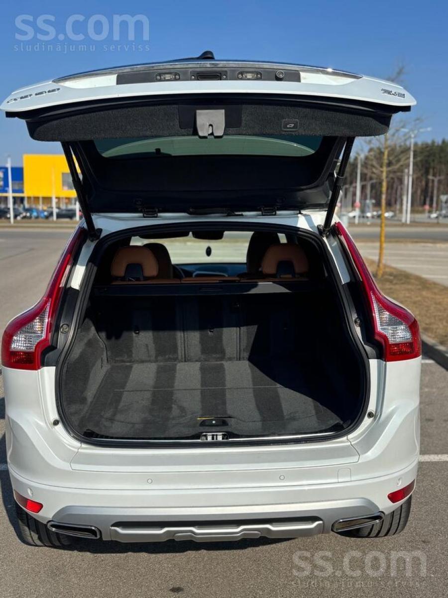 Balts Volvo XC60 2015 Rīga, ar dzinēja tilpumu 2.40 L un nobraukumu 198 tūkst. km par 14900 €, foto 19 vietnē AUTOMOTO.COM.LV