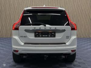 White Volvo XC60 2015 in Marijampole, with an engine capacity of 2.40 L and mileage of 229 thousand km for 12799 €, photo 7 on AUTOMOTO.COM.LV