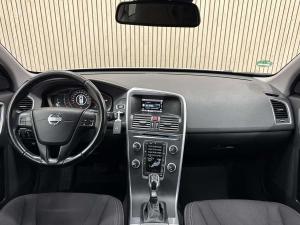 White Volvo XC60 2015 in Marijampole, with an engine capacity of 2.40 L and mileage of 229 thousand km for 12799 €, photo 21 on AUTOMOTO.COM.LV