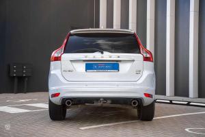 Balts Volvo XC60 2015 Viļņa, ar dzinēja tilpumu 2.40 L un nobraukumu 453 tūkst. km par 12499 €, foto 25 vietnē AUTOMOTO.COM.LV