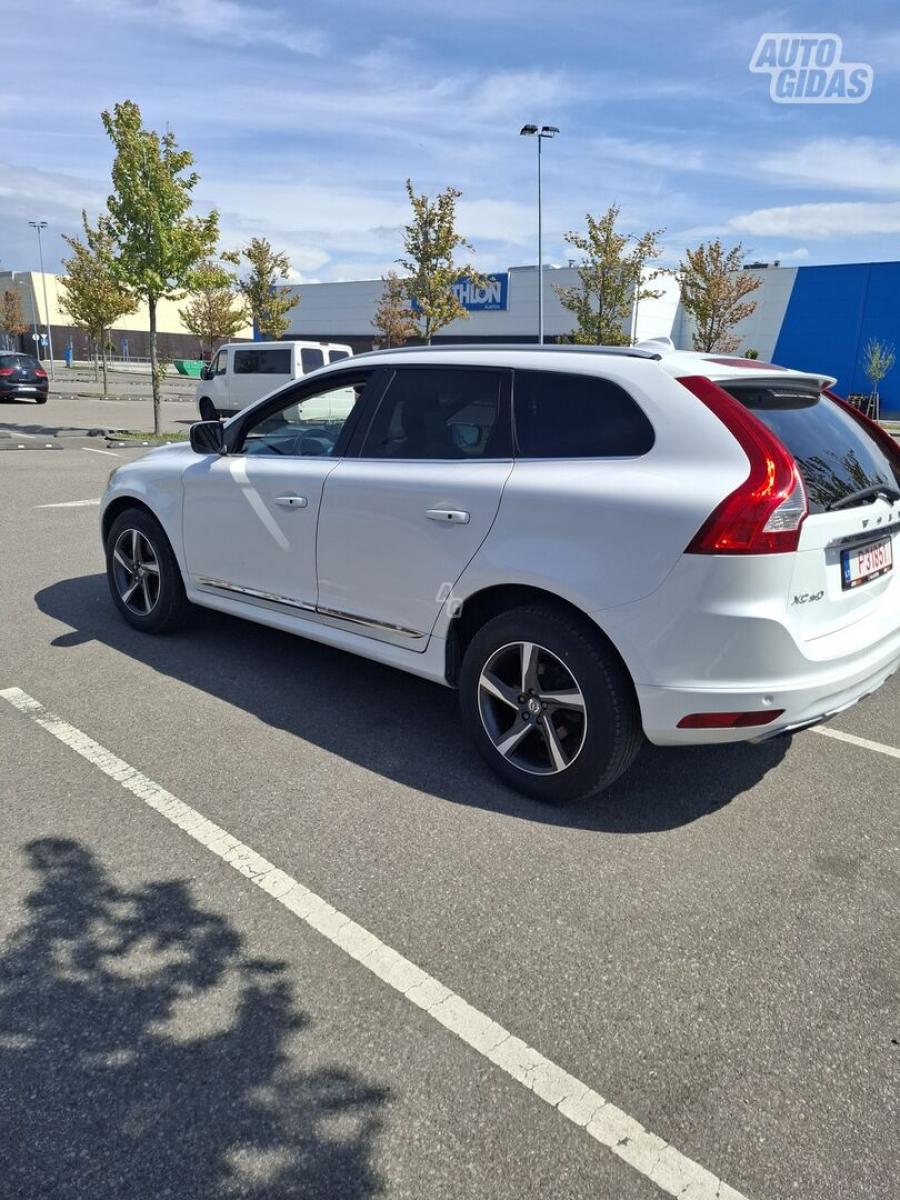 White Volvo XC60 2015 in Klaipeda, with an engine capacity of 3.00 L and mileage of 227 thousand km for 11600 €, photo 13 on AUTOMOTO.COM.LV
