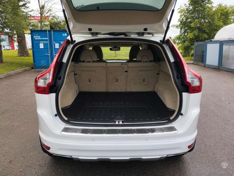 Balts Volvo XC60 2015 Šauļi, ar dzinēja tilpumu 1.97 L un nobraukumu 205 tūkst. km par 12500 €, foto 6 vietnē AUTOMOTO.COM.LV