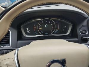 Balts Volvo XC60 2015 Šauļi, ar dzinēja tilpumu 1.97 L un nobraukumu 205 tūkst. km par 12500 €, foto 12 vietnē AUTOMOTO.COM.LV