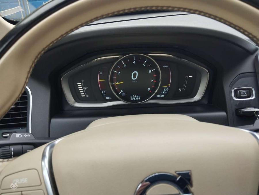 Balts Volvo XC60 2015 Šauļi, ar dzinēja tilpumu 1.97 L un nobraukumu 205 tūkst. km par 12500 €, foto 12 vietnē AUTOMOTO.COM.LV
