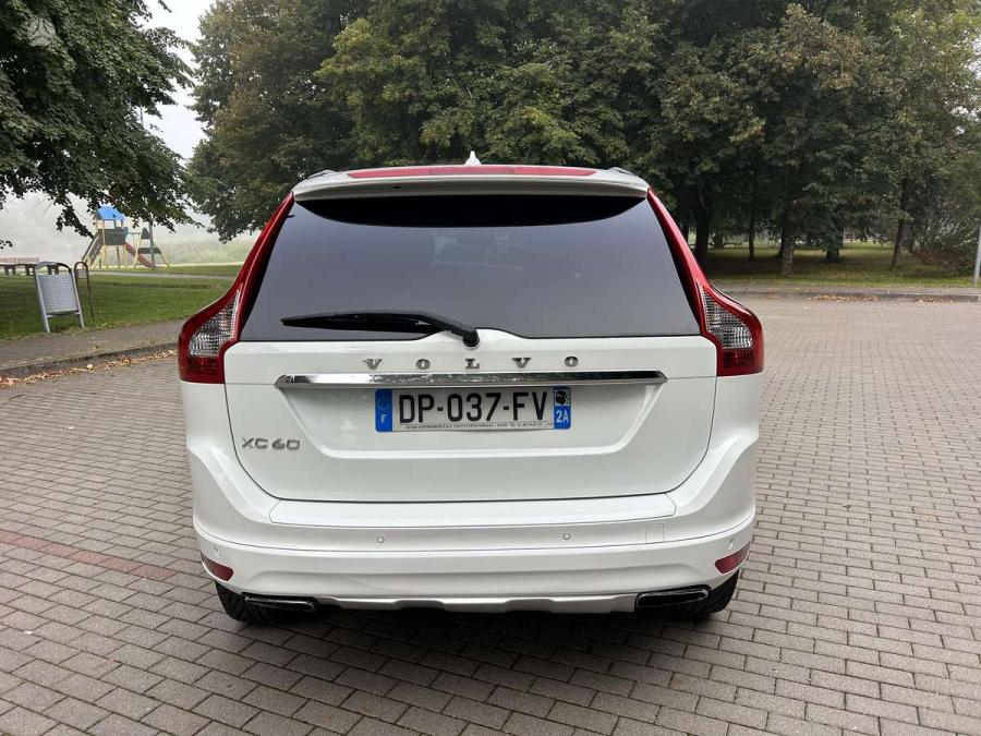 Balts Volvo XC60 2015 Tauragė, ar dzinēja tilpumu 1.97 L un nobraukumu 200 tūkst. km par 10650 €, foto 7 vietnē AUTOMOTO.COM.LV