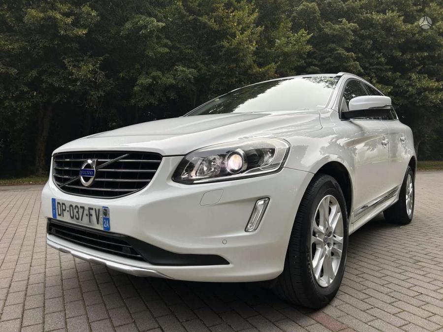 Balts Volvo XC60 2015 Tauragė, ar dzinēja tilpumu 1.97 L un nobraukumu 200 tūkst. km par 10650 €, foto 10 vietnē AUTOMOTO.COM.LV