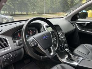 Balts Volvo XC60 2015 Tauragė, ar dzinēja tilpumu 1.97 L un nobraukumu 200 tūkst. km par 10650 €, foto 20 vietnē AUTOMOTO.COM.LV