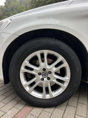 Balts Volvo XC60 2015 Tauragė, ar dzinēja tilpumu 1.97 L un nobraukumu 200 tūkst. km par 10650 €, foto 29 vietnē AUTOMOTO.COM.LV