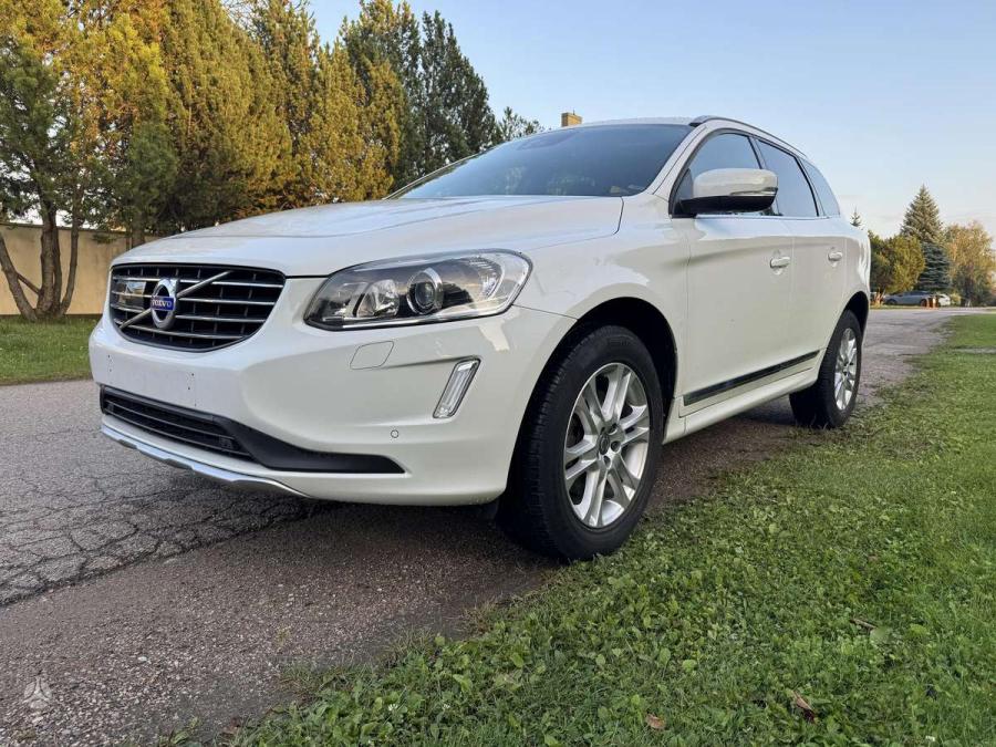 Balts Volvo XC60 2015 Kauņa, ar dzinēja tilpumu 1.97 L un nobraukumu 255 tūkst. km par 11999 €, foto 3 vietnē AUTOMOTO.COM.LV