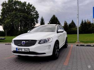 Balts Volvo XC60 2015 Kauņa, ar dzinēja tilpumu 2.40 L un nobraukumu 310 tūkst. km par 9800 €, foto 4 vietnē AUTOMOTO.COM.LV