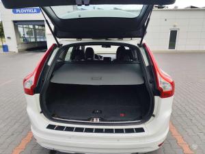 Balts Volvo XC60 2015 Kauņa, ar dzinēja tilpumu 2.40 L un nobraukumu 310 tūkst. km par 9800 €, foto 9 vietnē AUTOMOTO.COM.LV