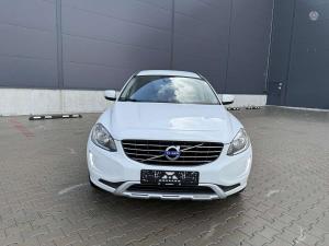 Balts Volvo XC60 2015 Šauļi, ar dzinēja tilpumu 2.40 L un nobraukumu 249 tūkst. km par 11200 €, foto 3 vietnē AUTOMOTO.COM.LV