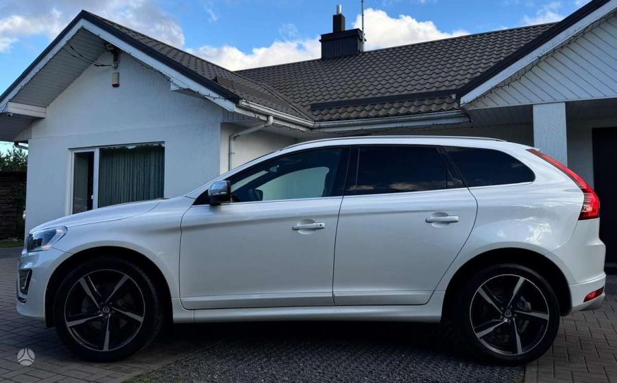Balts Volvo XC60 2015 Kauņa, ar dzinēja tilpumu 2.00 L un nobraukumu 259 tūkst. km par 10350 €, foto 25 vietnē AUTOMOTO.COM.LV